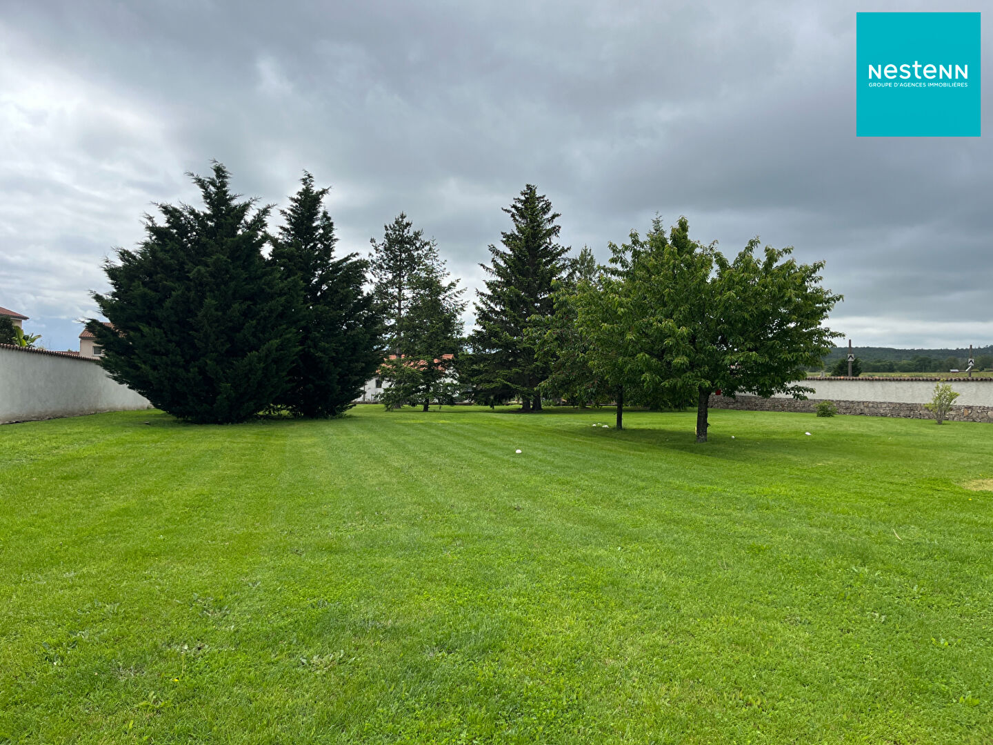 Terrain constructible 2000 m2 environ - Centre ville - zone U1 - Saint ...