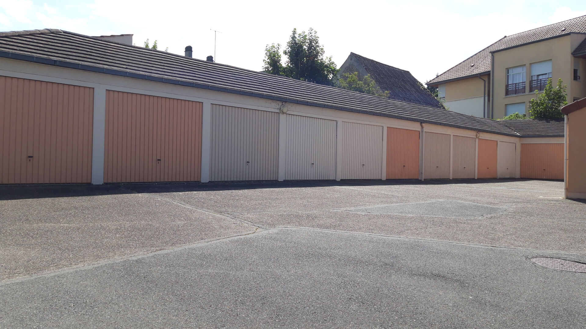 Parking / box